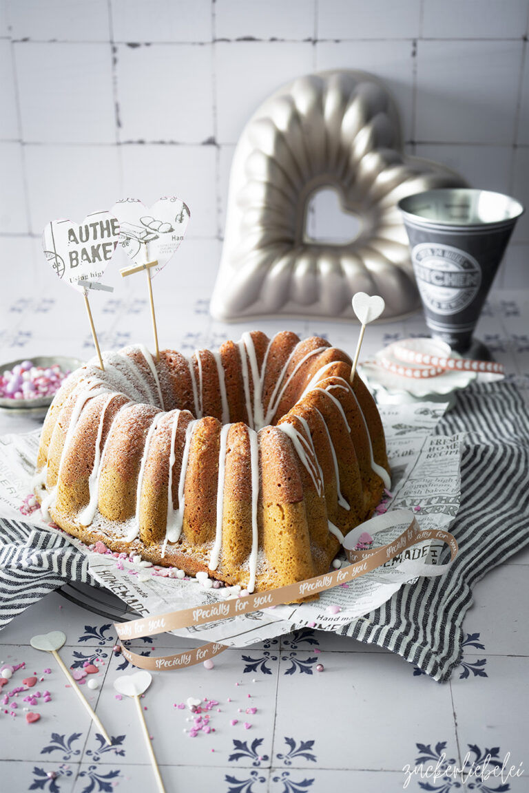 Rührkuchen in Herzform für den Valentinstag | Herz Gugelhupf (Werbung für RBV Birkmann ...